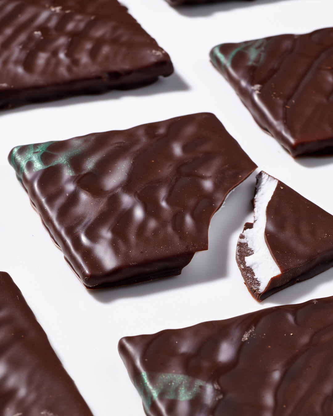 2021 holiday hours – BETA5 Chocolates